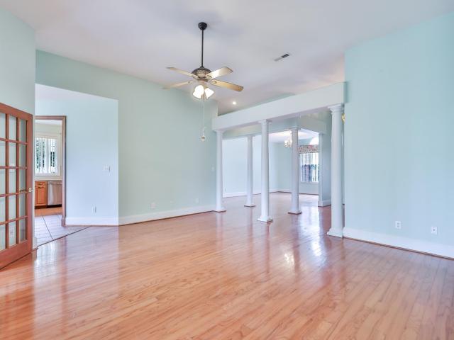 533 Stonemason Dr