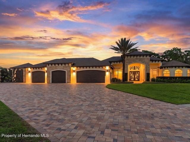 533 Storybook Ln, Spring Hill, FL 34609