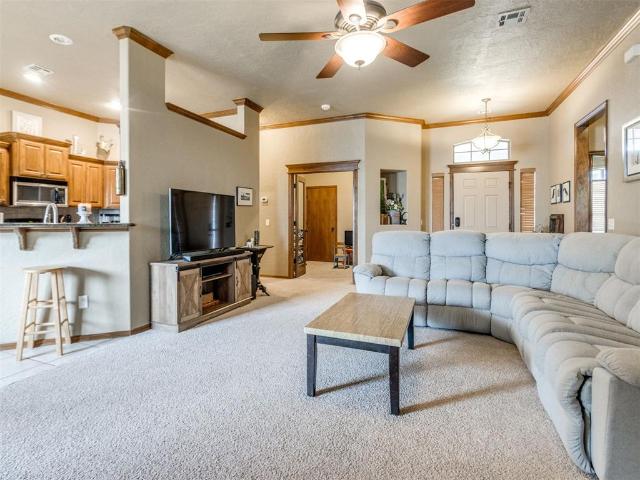 533 SW 157th Street