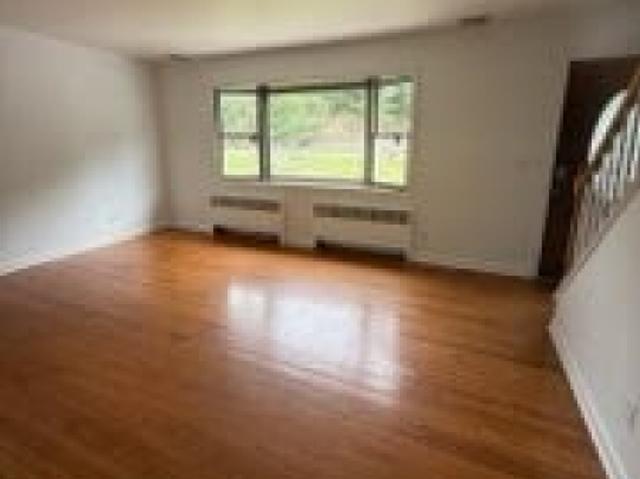 533 Ramapo Valley Rd