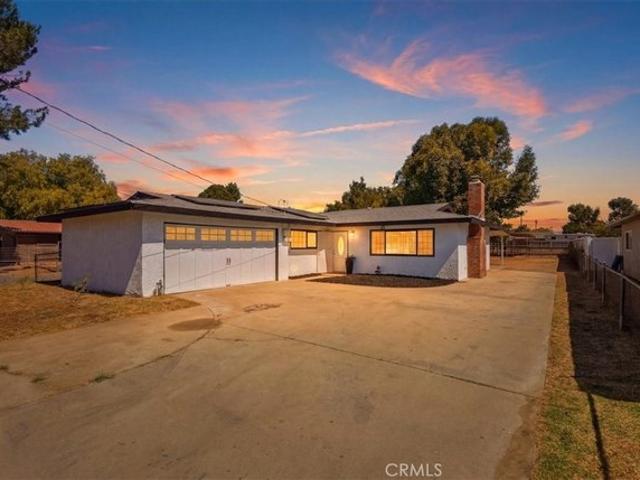 533 River Dr, Norco, CA 92860