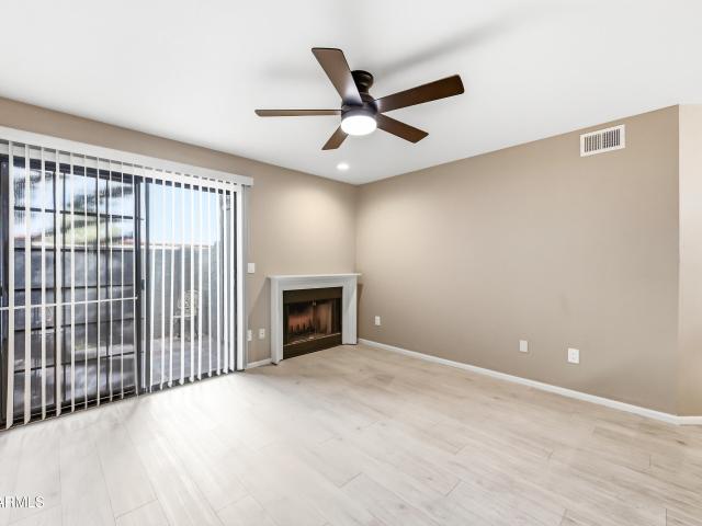 533 w guadalupe road # 1016