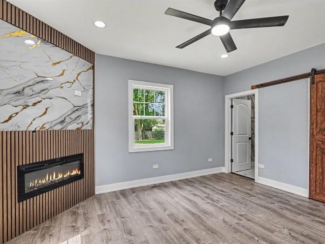 533 W Main Street