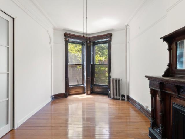 533 Washington Avenue, Brooklyn, NY