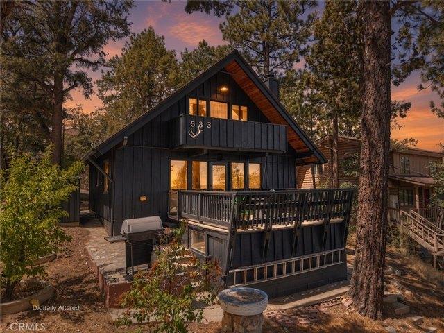 533 Villa Grv, Big Bear City, CA 92314