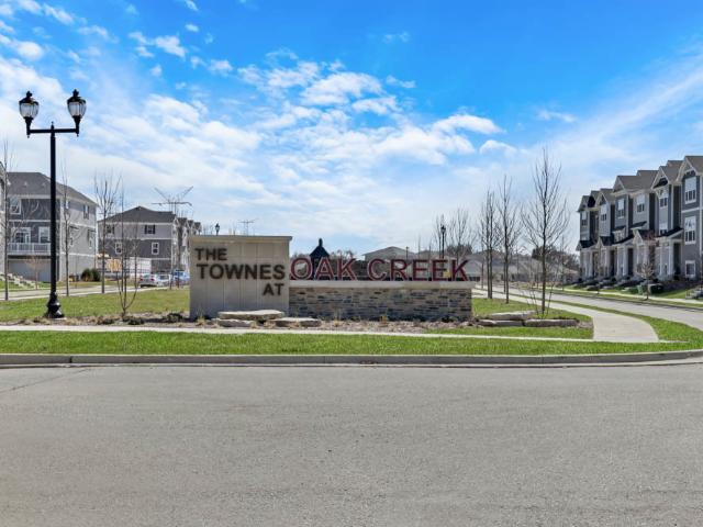 533 Yosemite Way, Mundelein, IL 60060 | MLS #12607 | Compass