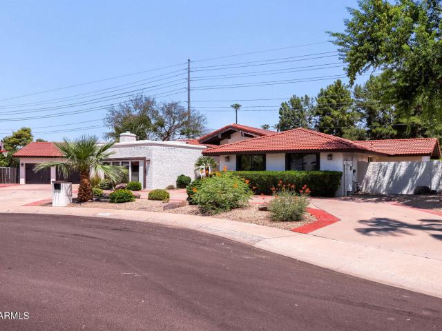 5344 e shaw butte drive
