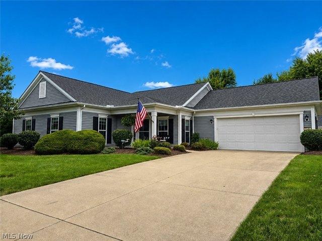 5345 Lake Forest Reserve Ln, Brunswick Hills, OH 44212