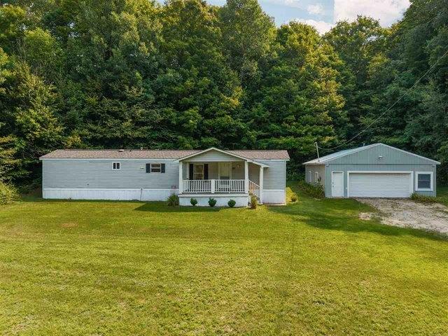 5346 Dingman School Rd, East Jordan, MI 49727
