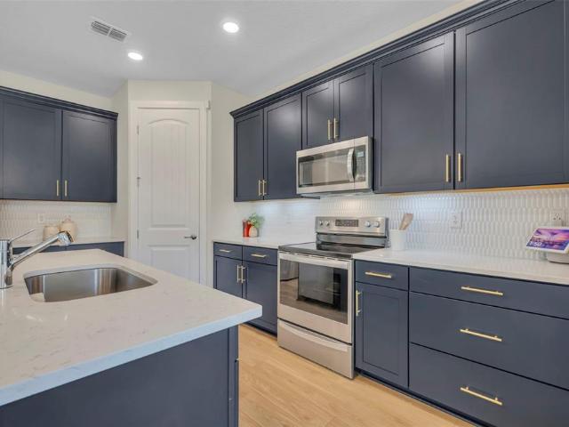 5346 Royal Point Ave, Kissimmee, FL 34746 | MLS #O6397