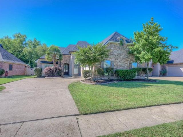 5347 Barberry Ln, Bossier City, LA 71112