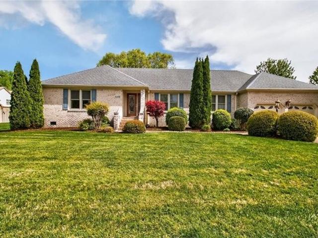 5348 Meadowside Dr, Virginia Beach, VA 23455