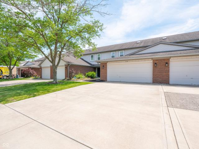 5348 Bay Harbor Drive