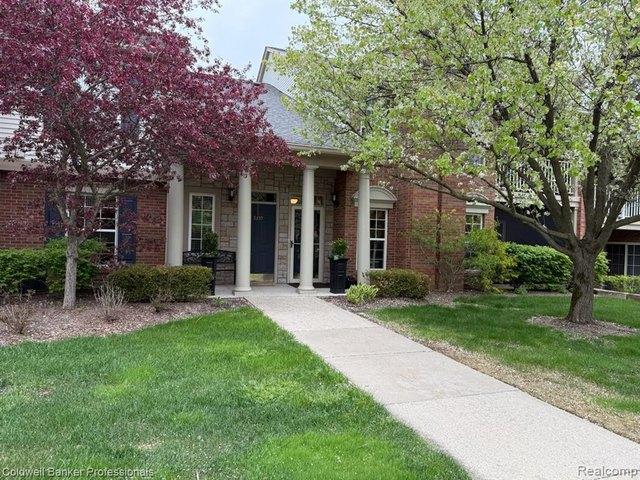 5349 Brookemonte Cir, Oakland Township, MI 48306