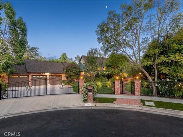 5340 Calvin Ave, Tarzana, CA 91356