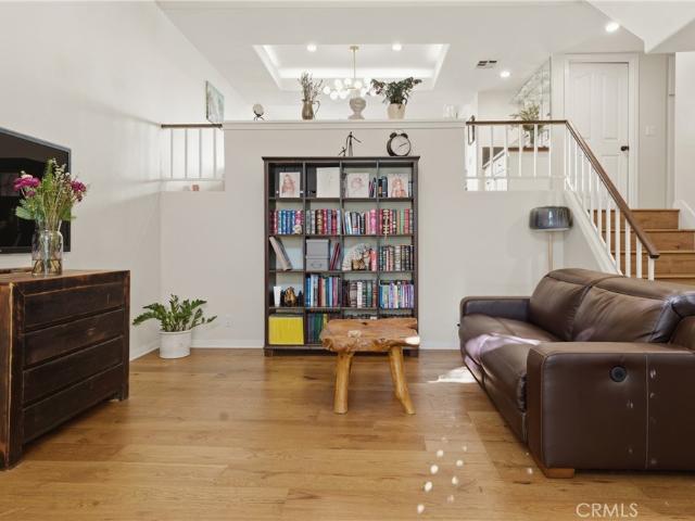 5340 Las Virgenes 11