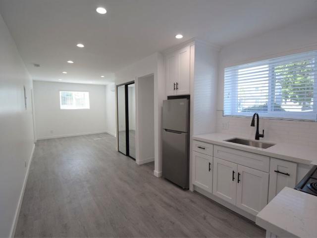 5340 Studio Apartment for Rent at 5340 Whitsett Ave, Los Angeles, CA 91607 Valley Village