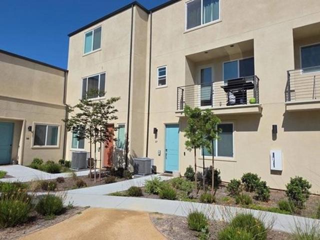 5340 Seacliff Pl Unit 35, San Diego, CA 92154