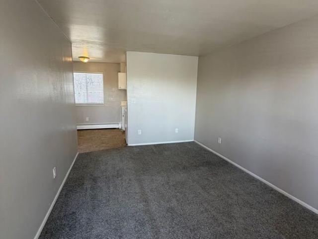 5340 W 10th Ave, 1 bed, 1 full bath