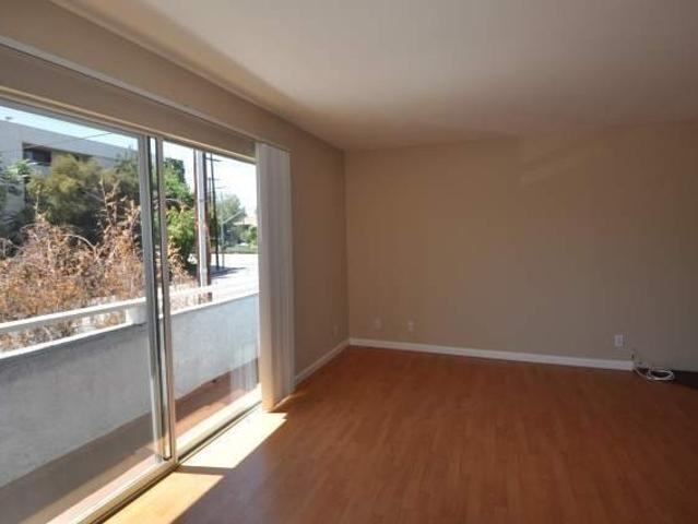 5340 2 Bedroom Apartment for Rent at 5340 Whitsett Ave, Los Angeles, CA 91607 Valley Village