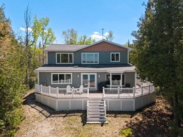 5341 Bay Shore Dr, Presque Isle, MI 49777