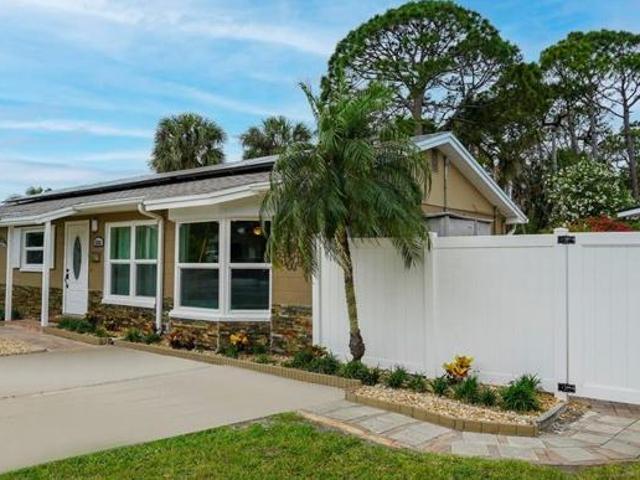 5342 Bayou Grande Blvd NE, Saint Petersburg, FL 33703