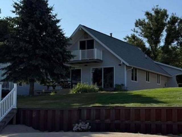 5342 Port Austin Rd, Caseville, MI 48725