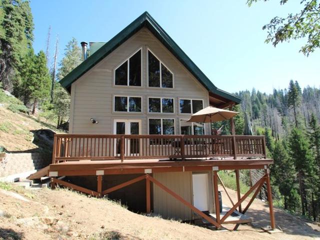 53434 Redwood Dr, Springville, CA 93265