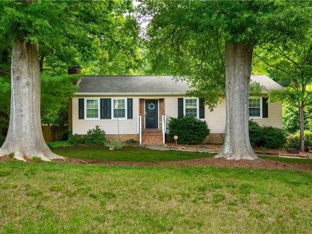 5343 Mapleton St, Clemmons, NC 27012