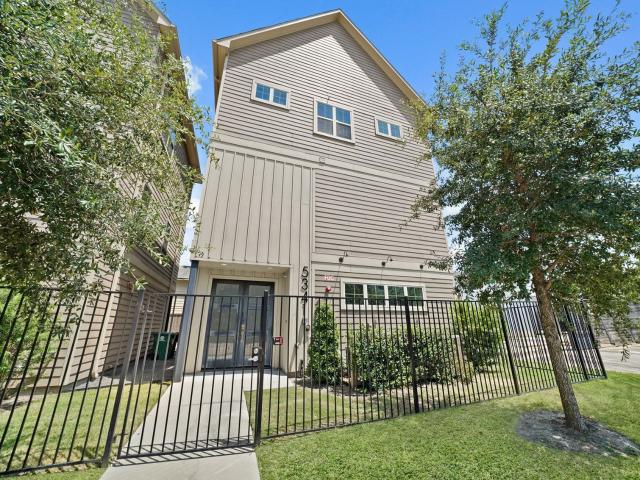 5343 Larkin Street, Houston, US, TX