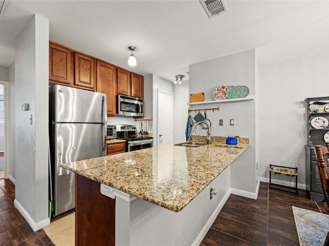 5343 Richmond Ave, Unit 30, Houston, TX 77056 | MLS #40746