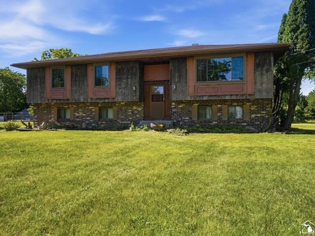 5343 Section Rd, Ottawa Lake, MI 49267