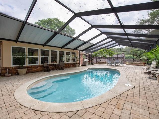 534 Clifford St, Fort Walton Beach, FL 32547