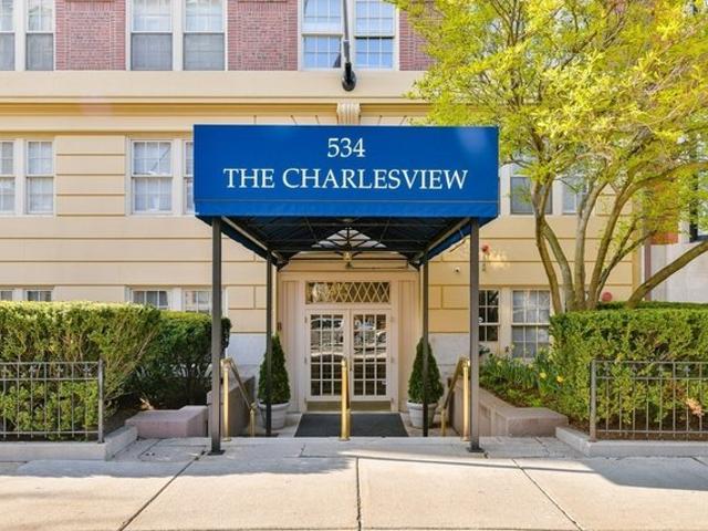 534 Beacon St Apt 103, Boston, MA 02215
