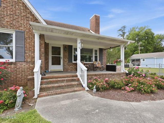 534 Gillikin Rd, Beaufort, NC 28516