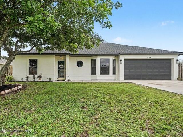 534 Davidson St SE, Palm Bay, FL 32909