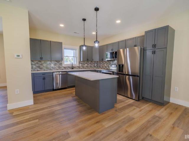 534 Dogwood E Court