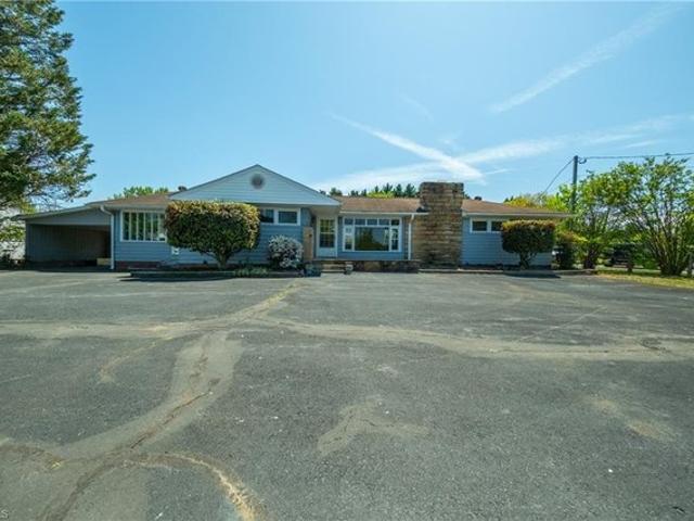 534 E King St, King, NC 27021