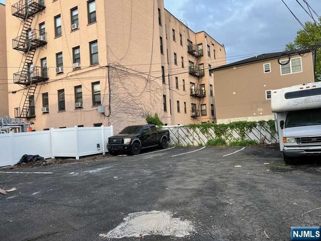 534 Kearny Avenue # APT 1L