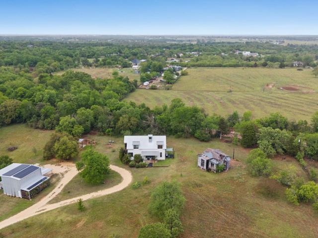 534 Old McDade Rd
