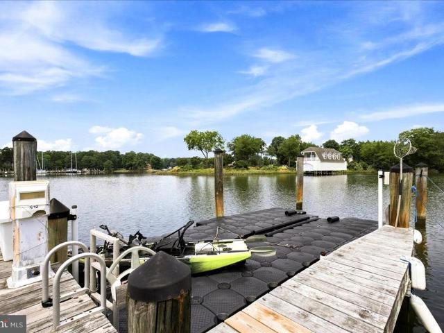 534 Oyster Bay Place # 401