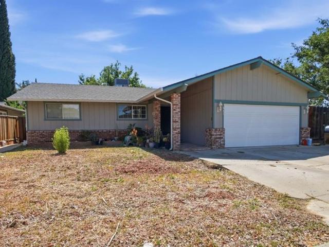 534 Lola Ln, Patterson, CA 95363