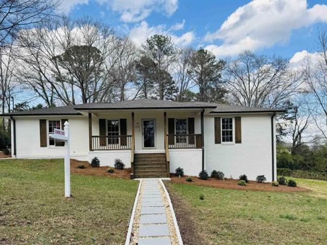 534 Linden St, Trussville, AL 35173
