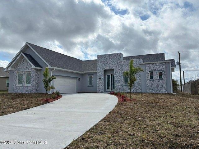 534 Mimosa St SW, Palm Bay, FL 32908