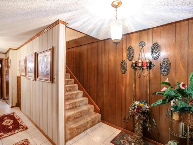 534 N Vionett Lane