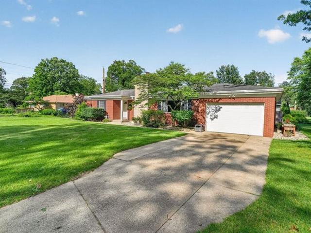 534 N Coquillard Dr, South Bend, IN 46617