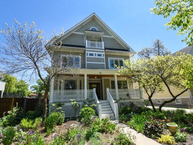 534 N Marion St, Oak Park, IL 60302