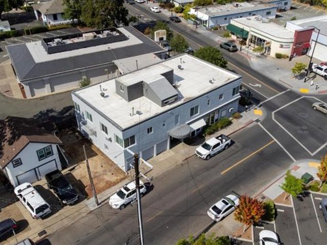 534 S State St, Ukiah, CA 95482