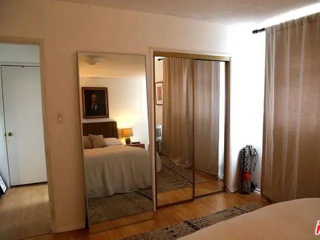 534 Santa Clara Ave, Unit 6, Venice, CA 90291 | MLS #25629