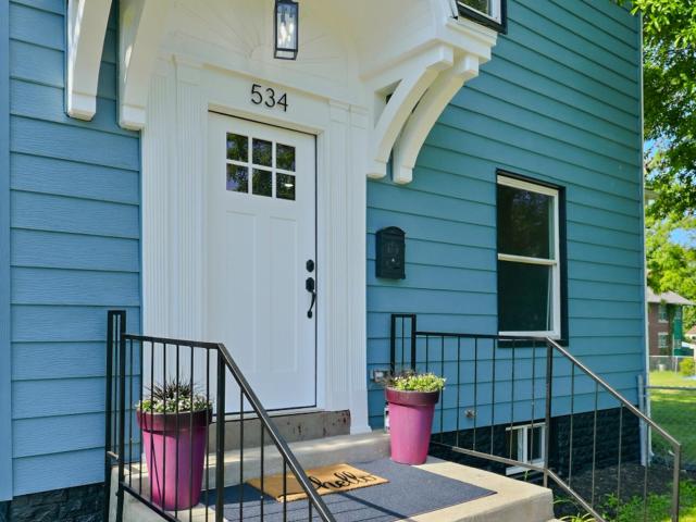 534 w logan st